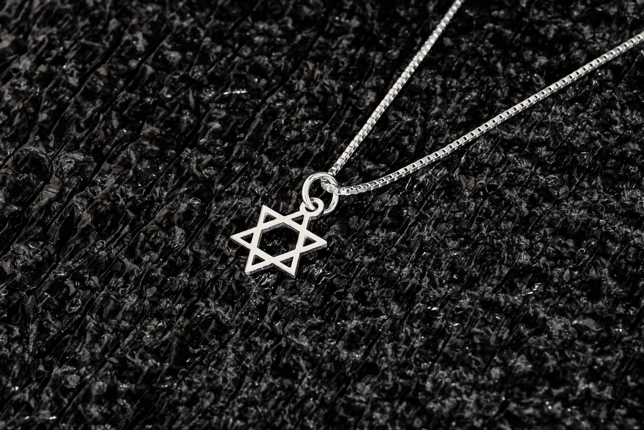 Slim and Elegant Star of David Silver Pendant - Nadav Art By Avi Nadav